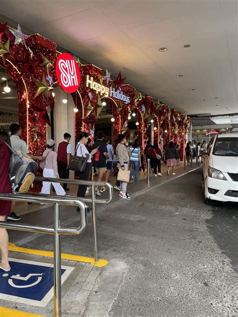 Festive Mood Happy Holidays R Smcity Baguio