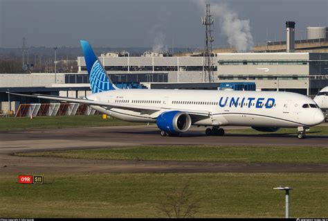N14016 United Airlines Boeing 787 10 Dreamliner Photo By Felix Sourek