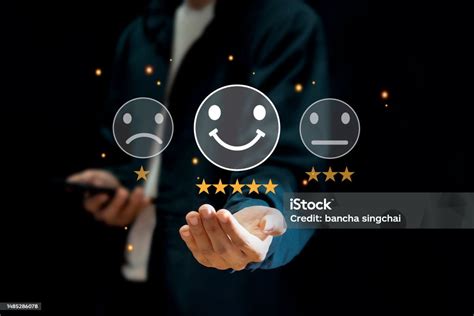 고객은 애플리케이션을 통해 서비스 공급자 만족도를 평가합니다 온라인 응용 프로그램의 서비스 경험은 서비스 품질을 평가합니다