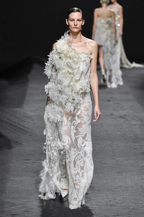 Ashi Studio Spring Summer 2023 Couture