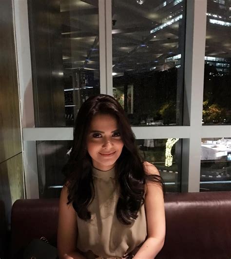 Intip 7 Potret Cut Tari Tetap Cantik Dan Awet Muda Di Usia 42 Foto 6