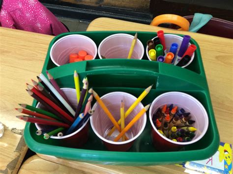 Great Way To Organize Classroom Materials In Table Caddies Lebar