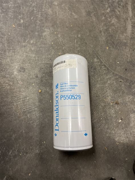DONALDSON P550529 - Fuel filter cross reference
