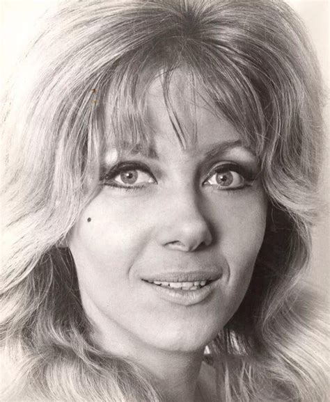 Ingrid Pitt Rlovelynosetips