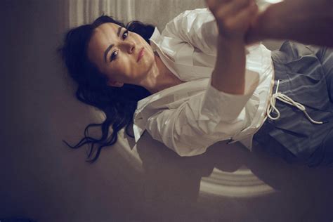 За допомогою знань як працює мозок мислення психіка свідомість як влаштована людина та світ