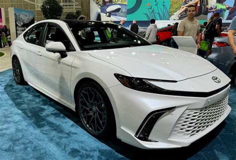 First Look Review Hybrid Only 2025 Toyota Camry Promises All Round