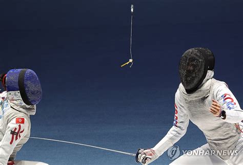 8강 경기 치르는 홍효진 연합뉴스