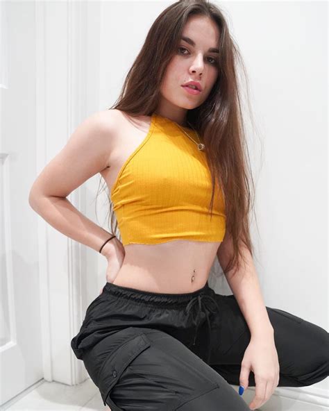 Lauren Alexis Comentarios