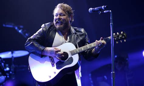 Nathaniel Rateliff Announces Acoustic ‘and Its Still Alright Solo Tour