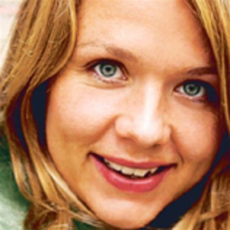 Kerry Godlimans Instagram Twitter And Facebook On Idcrawl