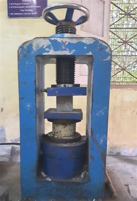 Compression Test On Concrete Download Scientific Diagram