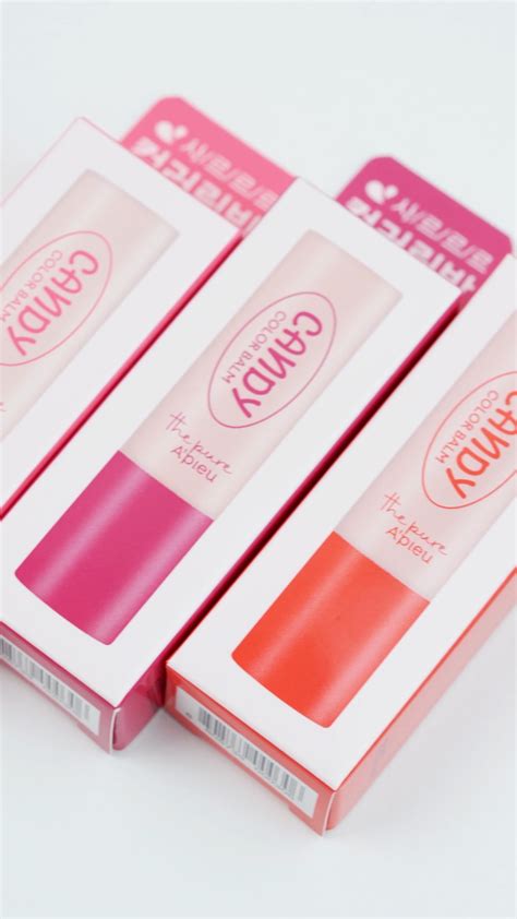 어퓨 Apieu 𝙏𝙃𝙀 𝙋𝙐𝙍𝙀 𝘾𝘼𝙉𝘿𝙔 𝘾𝙊𝙇𝙊𝙍 𝘽𝘼𝙇𝙈 여러 번 덧발라도 맑게 쌓이는 어퓨 더퓨어캔디컬러밤 으로 얼굴에 생기 가득 혈색을 불어 넣어 보세요