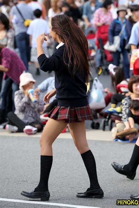 【画像】女子高生さんの街撮り集 Jkちゃんねる 女子高生画像サイト