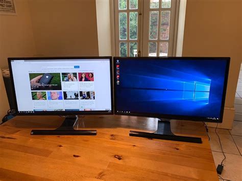 2 Samsung S24E390HL 24” monitors | in Clifton, Bristol | Gumtree