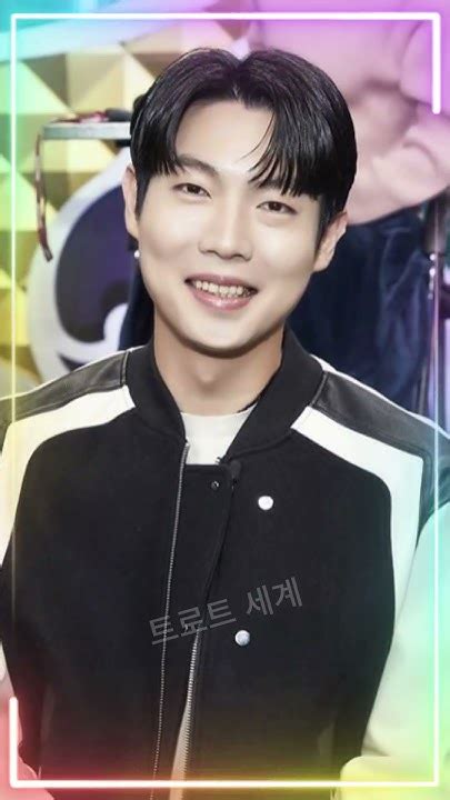 가수 손태진은 복면가왕 프로그램에서 판정단으로 앉아 날카로운 추리력을 발휘했다 손태진 복면가왕 Youtube