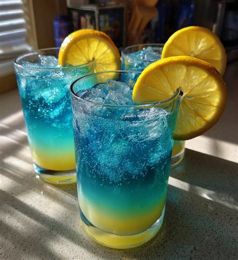 Football Themed Drinks 5 Refreshing Choices For Game Day Vihaad Recipes