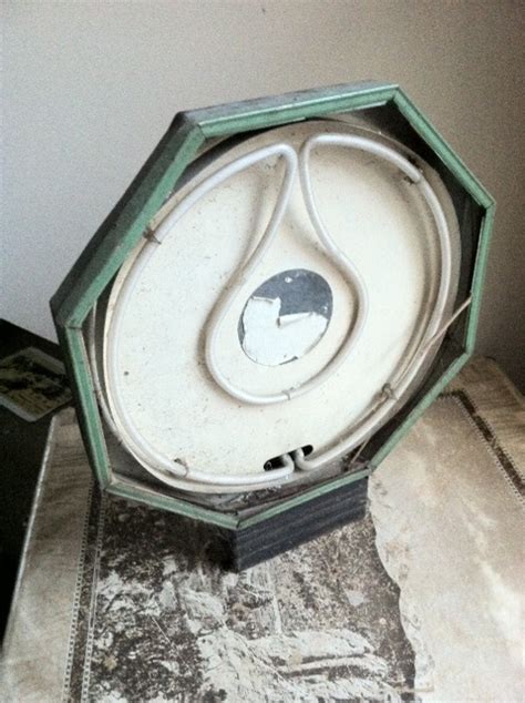 Need Some Help With This Clocksign Collectors Weekly