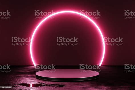 빛 스포트라이트와 빈 디스플레이 플랫폼그런지 거리 바닥에 핑크 네온 빛 제품 배경 무대 또는 연단 받침대 3d 렌더링 분홍에 대한 스톡 사진 및 기타 이미지 Istock