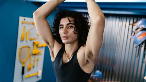 Smelling Stinky Armpits May Reduce Social Anxiety Study