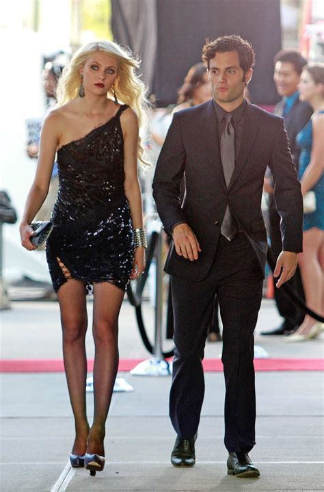 Taylor Momsen Recalls ‘complicated Exit From Gossip Girl Us Weekly