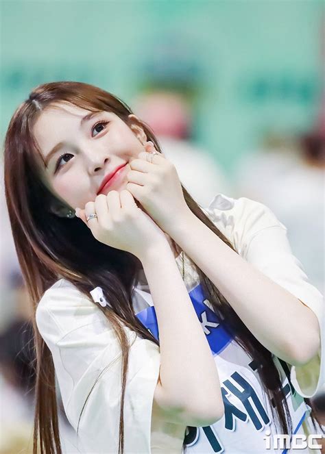 2022 Idol Star Athletics Championships Chuseok Special Weeeklys Lee