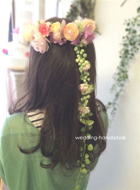 フラワーレッスンにて、 花嫁さまの手作りの花冠。 花嫁 花冠 フラワー