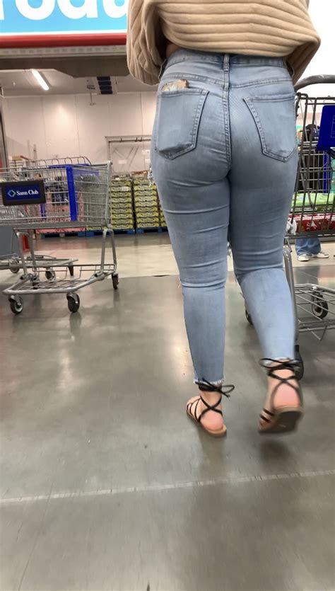 Thick Ghetto Latina Brat With Ass And Thighs… Tight Jeans Forum