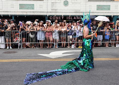 In Pictures Coney Island Mermaids June 24 2024 ロイター