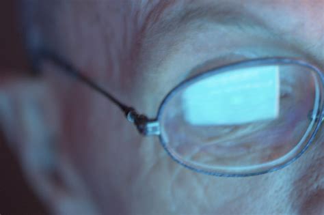 Reduce Screen Glare What You Need To Know