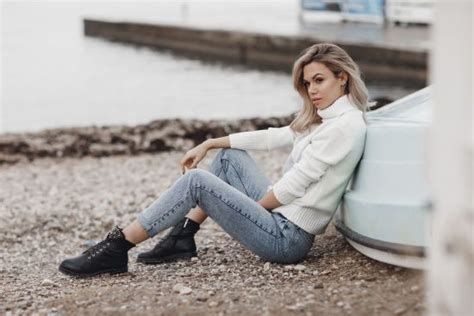 З чим носити джинси восени модні образи 2023 Читайте на Ukr Net