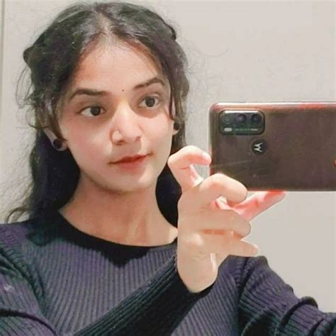 Hanna 💜🦋 Hanna 202020 • Threads Say More