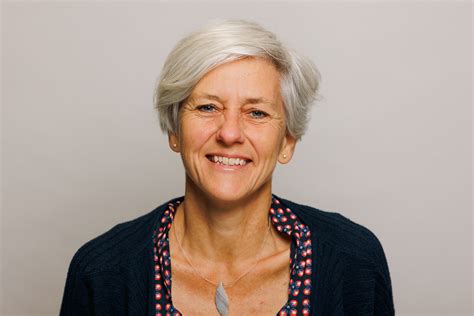 Dr Simone Van Riesen Hswt