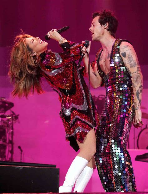 Shania Twains Best Fashion Throwback Photos Photos