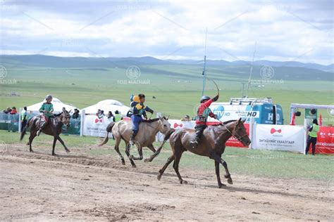 АХ ын 100 10 жилийн ойд 11 30 д хурдалсан их насны морьд