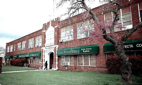Old Moore High School Mansion