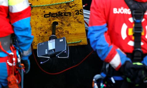 Three Dimensional Scanner Lowered Into The Fissure Iceland Monitor
