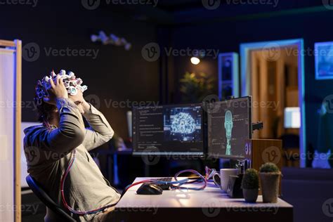 Software Developer Specializing In Artificial Intelligence Putting Eeg