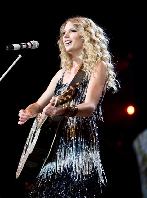 Taylor Swift Fearless Tour