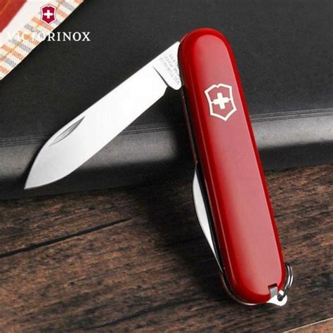 Складной карманный нож мультитул 84 мм. красный Victorinox – фото ...