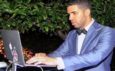 Drake The Type Of Handsome Forward Thinking Intelligent Visionary Avant Garde Rapper Whos