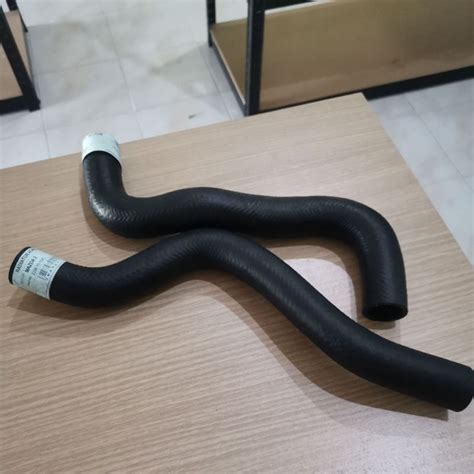 ท่อยางหม้อน้ำ บน และท่อยางหม้อน้ำล่าง Mazda 2 Shopee Thailand