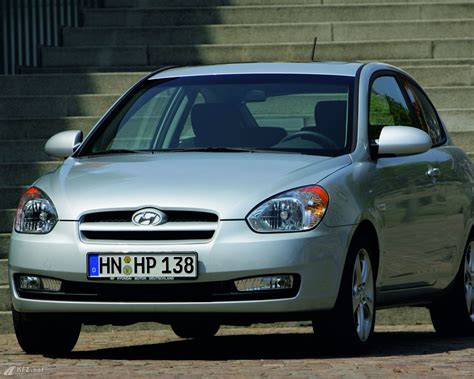 Hyundai Accent Bilder. Ein Kompaktwagen auf hohem Niveau