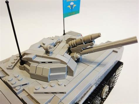 Танки из лего