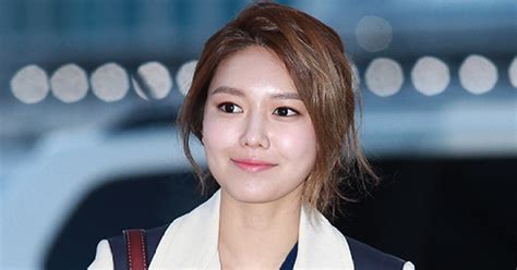 [포토엔]소녀시대 수영 졸업식 마치자마자 바로 뉴욕행