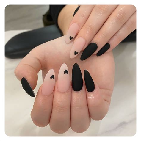 Black Acrylic Nails