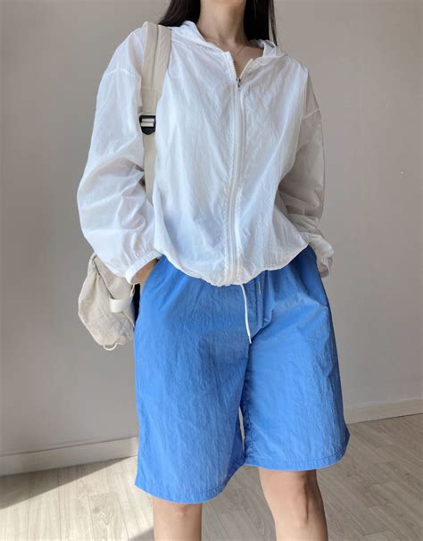 로이스제이 남녀공용 바스락 아노락 반바지 팬츠 여자 남자 5부 버뮤다 물놀이 팬츠 시원하고 얇은 소재 탄탄한 마감 바스락 아노락 커플룩 여름 신상