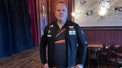 Dit Is Het Walk On Nummer Van Dirk Van Duijvenbode Jfk