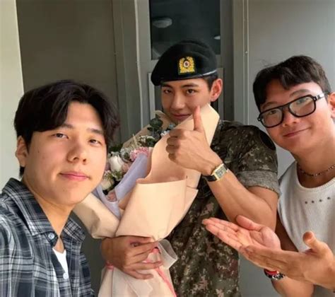 آپدیت اینستاگرام دوست های کیم تهیونگ🥹 عکس ویسگون