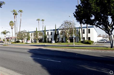 11621 11627 Telegraph Rd Santa Fe Springs Ca 90670 Loopnet