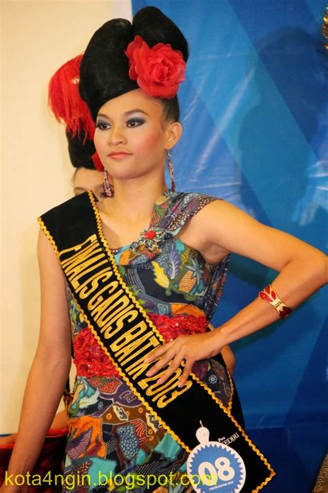 Nganjuk Kota Angin Galery Gadis Batik